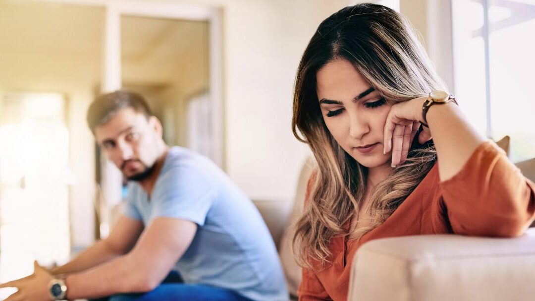 ¿Ya no eres feliz en tu relación? Estas 4 señales te lo dirán