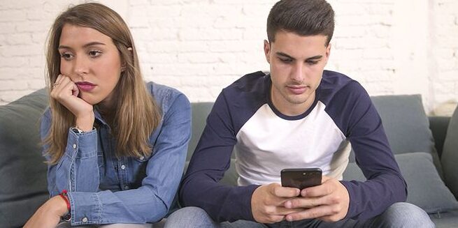 Mi novio está distante, pero no quiere terminar