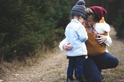 ¿Qué es una familia monoparental y cuáles son sus características?